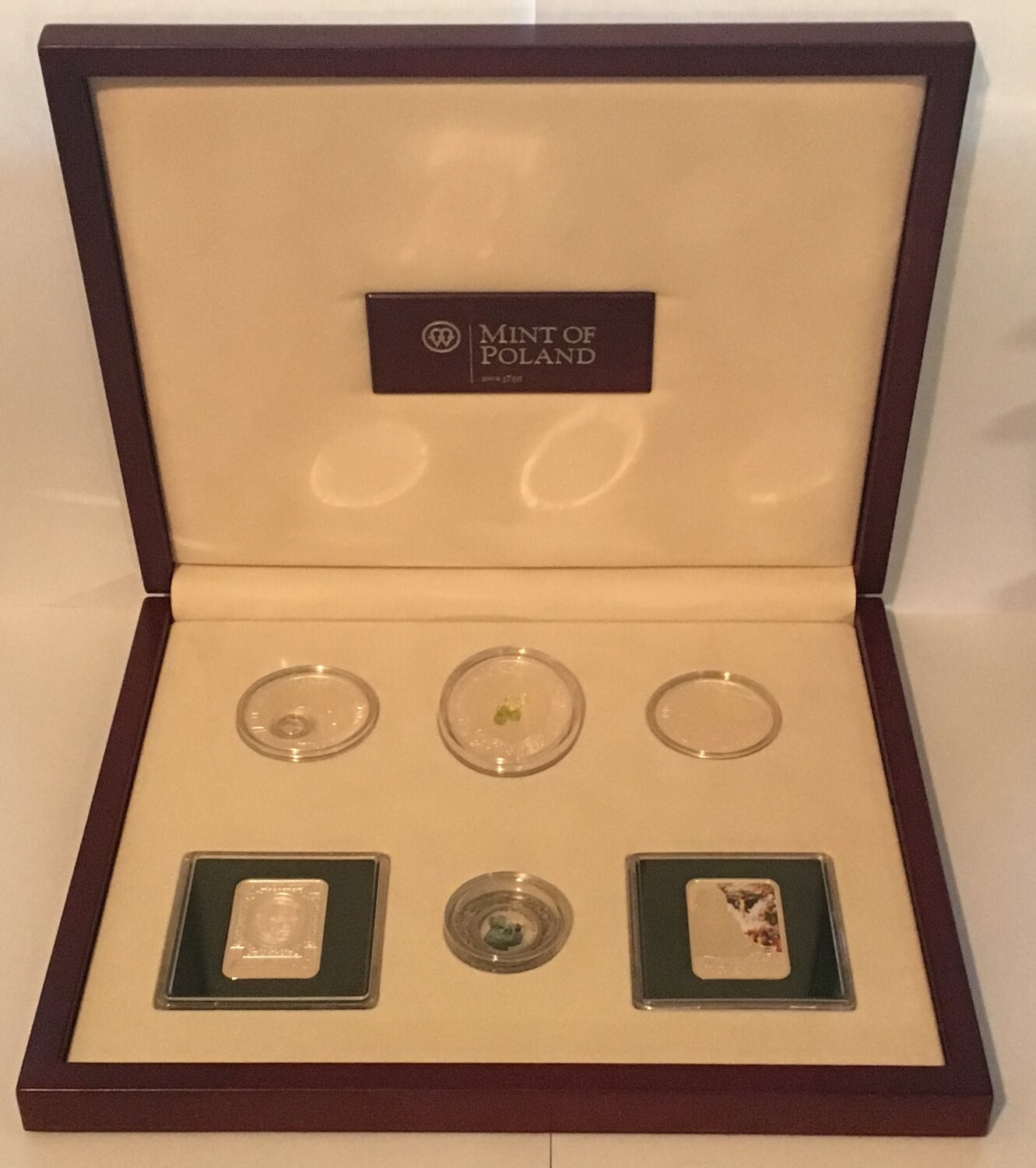 MINT OF POLAND VIP Representation set 2010 POLAND, NIUE, ANDORRA w ...